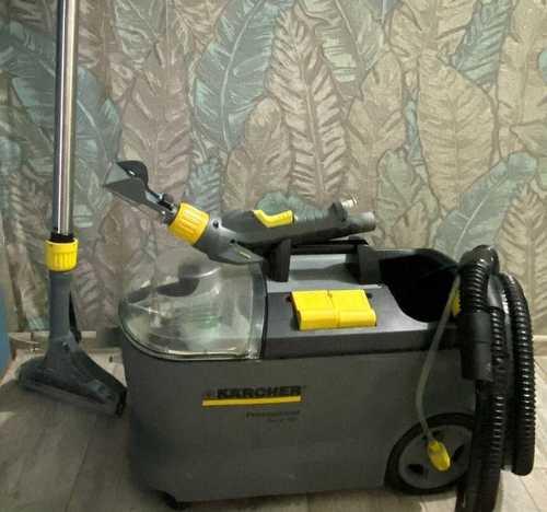 Моющий пылесос Karcher Puzzi 10/1