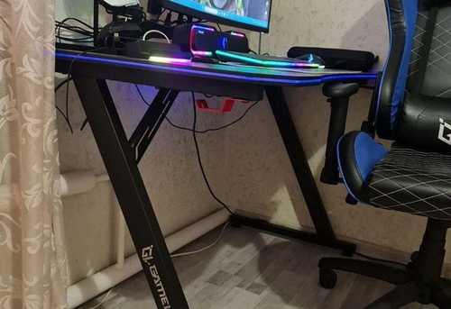 Компьютерный стол с RGB подсветкой