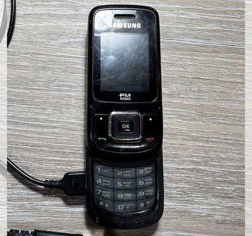 Samsung E1360M