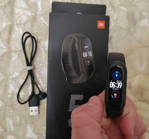 Фитнес браслет xiaomi mi band 5