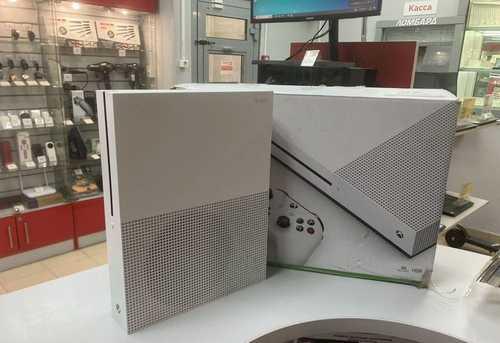 Б57) Xbox One S 1Tb