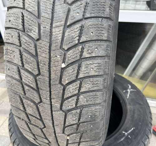 Michelin 4X4 A/T 235/60 R17