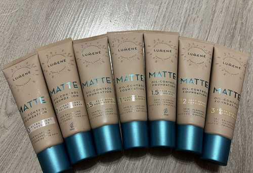 Тональный крем Lumene Matte