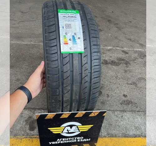 Goodride SA 37 265/45 R20 108W