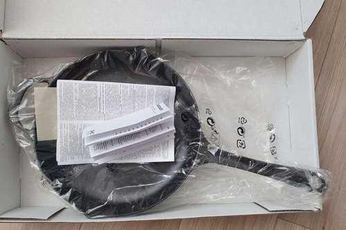 Новая чугунная сковорода IKEA 28см