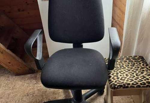 Компьютерное кресло офисный стул
