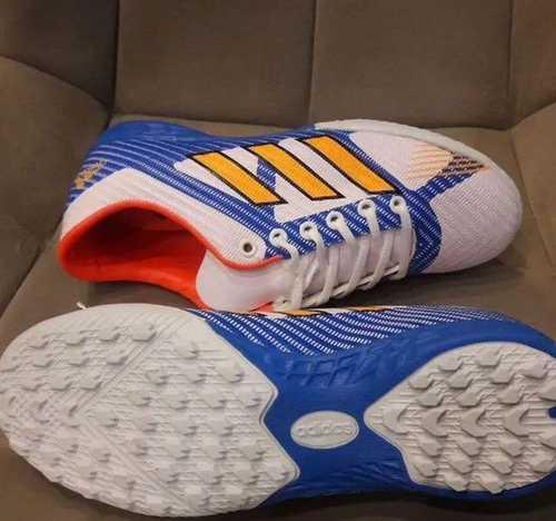 Сороконожки бутсы adidas новые