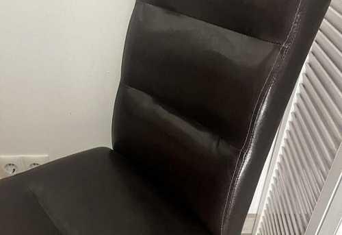 Кожанное кресло (стул )