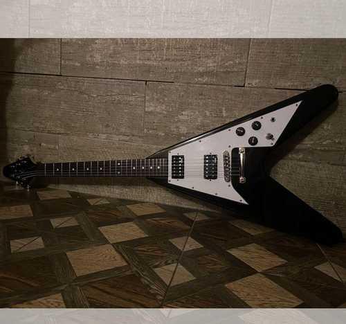 Caraya 235BK Flying V