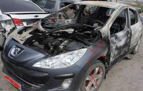 Peugeot 308 T7 2010 1.6 л., EP6, салона нет