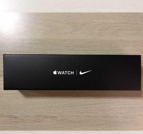 Продаю часы Apple Watch series 5