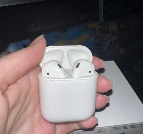 Airpods 1