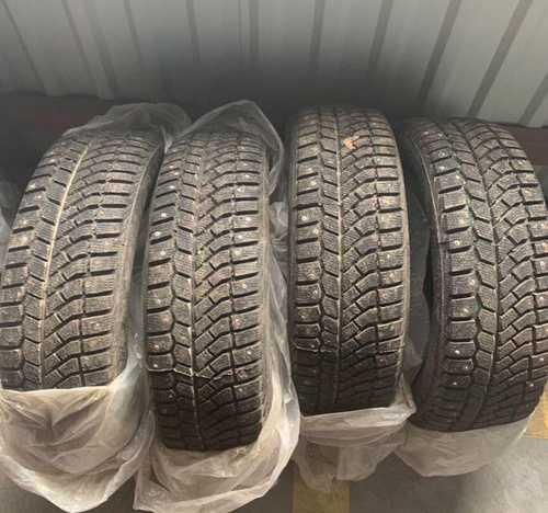 Viatti Brina Nordico V-522 205/55 R16