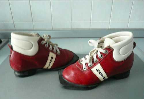 Лыжные ботинки"botas" 20 размер, др. 33 размер