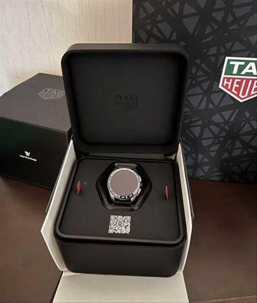 Часы TAG heuer connected calibre E4 45 мм