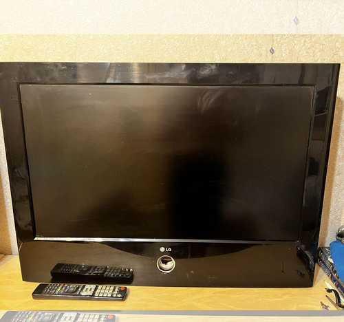 Телевизор LG 32LG6000 красный