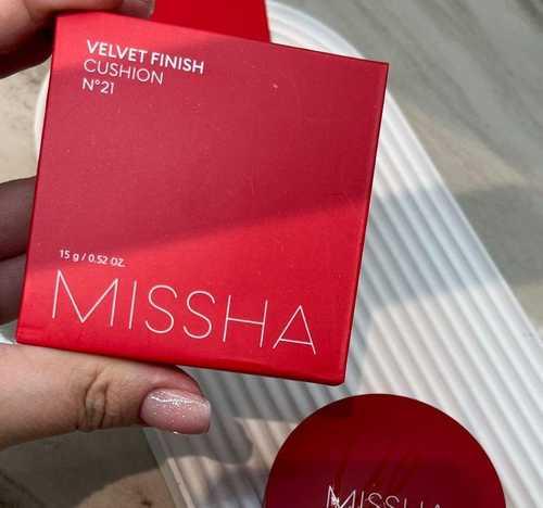 Тональный кушон с матовым финишем Missha Velvet