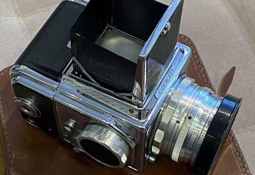 Пленочный фотоаппарат Салют с автоспуском