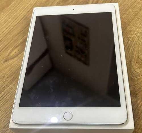 iPad mini 4 128gb