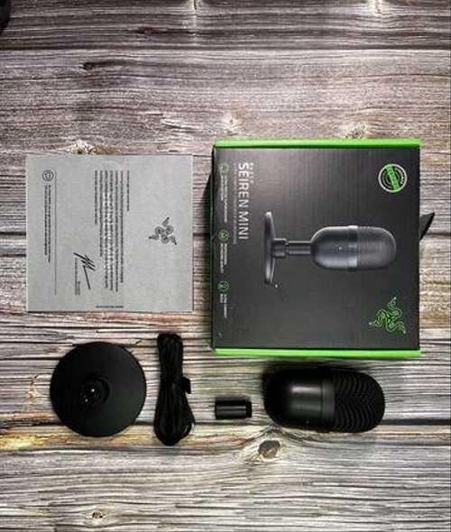 Микрофон настольный Razer Seiren Mini, Новый