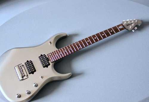 Music Man Petrucci JP13 Platinum Silver