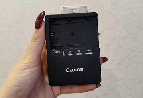 Зарядка для фотоаппарата Canon 70D с переходником