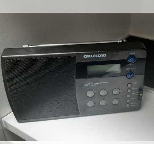 Радиоприемник Grundig ocean boy 340