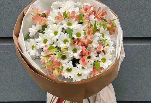 Хризантема белая и альстромерия цветы доставка