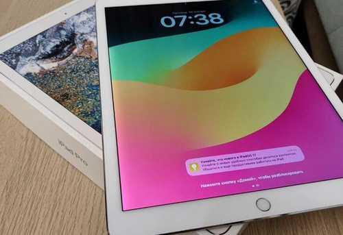 Apple iPad Pro 12.9 (2го поколения) 64Gb WiFi