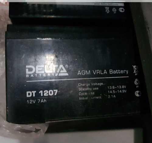 Аккумуляторная батарея Delta DT 1207 (12V / 7Ah)