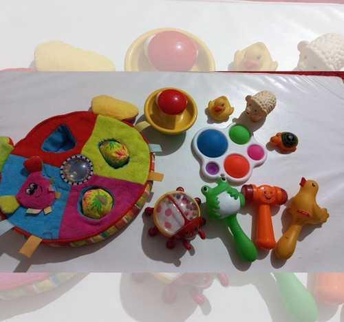 Развивающие игрушки и погремушки пакетом