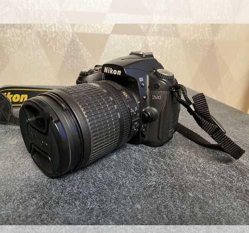 Зеркальный фотоаппарат Nikon D90 kit 18-105mm