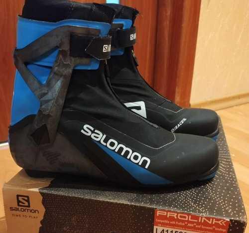 Лыжные ботинки коньковые salomon S-race