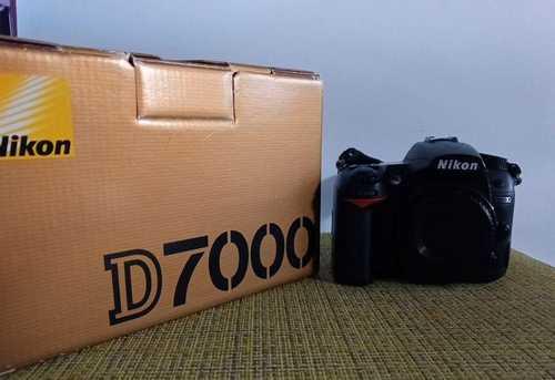 Зеркальный фотоаппарат Nikon d7000 body