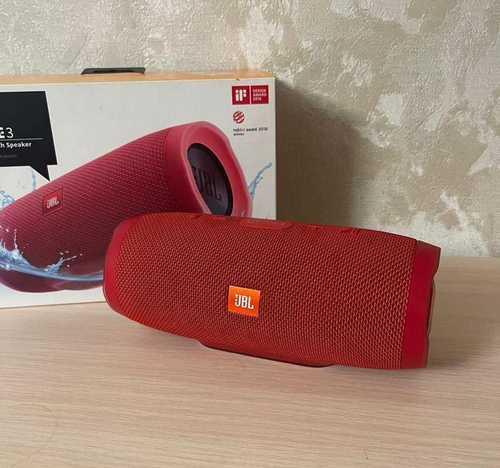 Портативная колонка JBL Charge 3