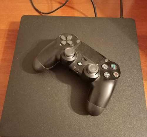 Ps4 slim 1tb