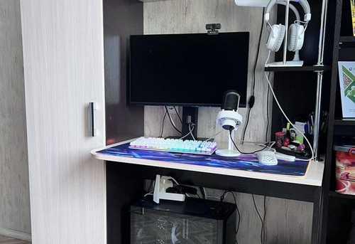 Компьютерный стол с пеналом