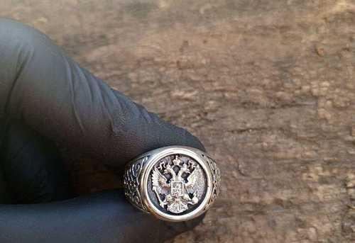 Мужское серебряное кольцо с гербом