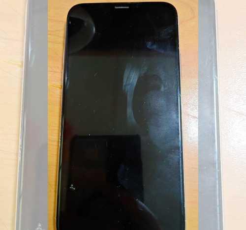 iPhone Xs, 64 ГБ