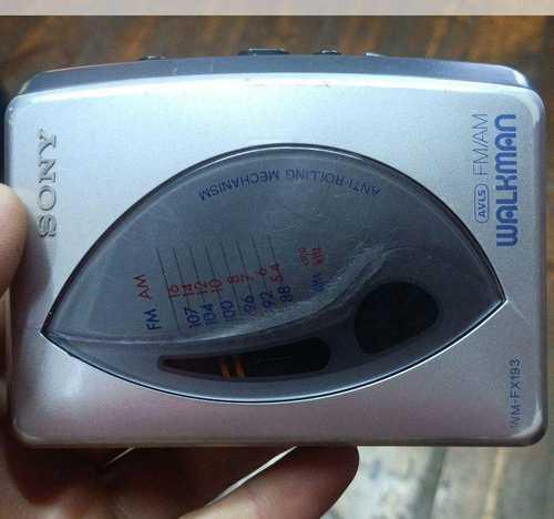 Кассетный плеер sony walkman