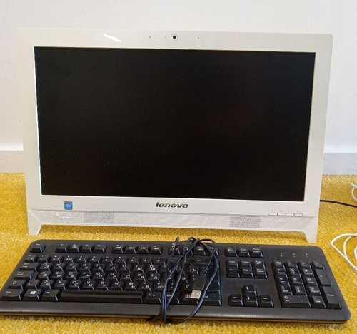 Моноблок Lenovo C260