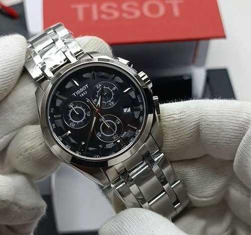 Мужские часы Tissot на браслете с фирменным компле