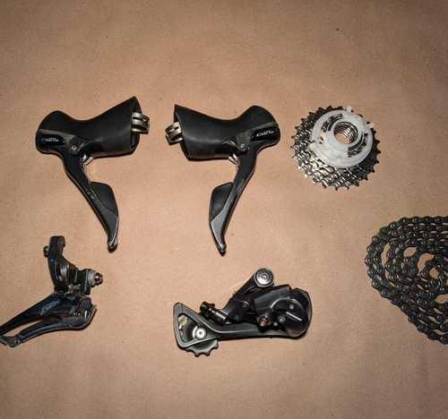 Shimano claris groupset