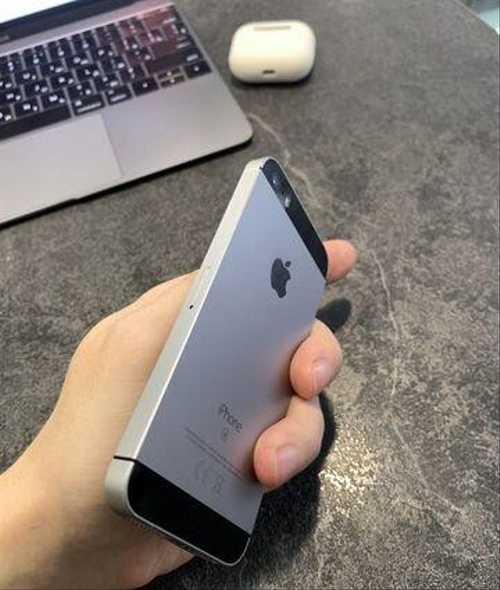 iPhone SE 32gb рст в идеале