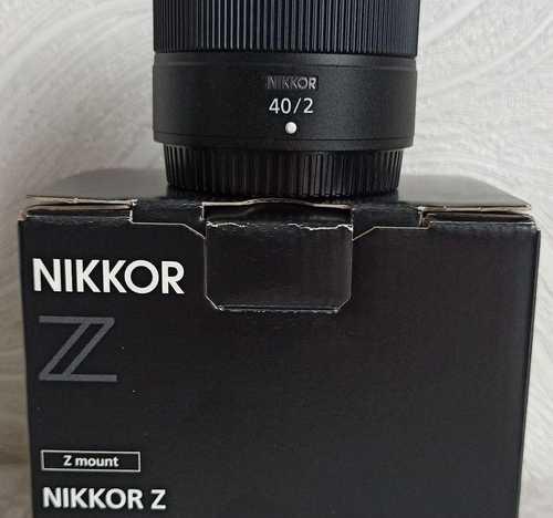 Nikon z 40mm f 2