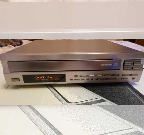 Yamaha CDC-665