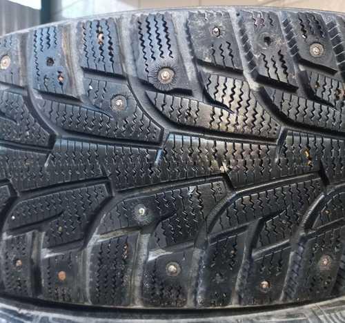 Hankook Winter I'Pike 215/60 R16