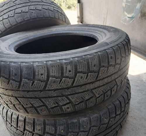 Minerva Eco Stud SUV 215/70 R16