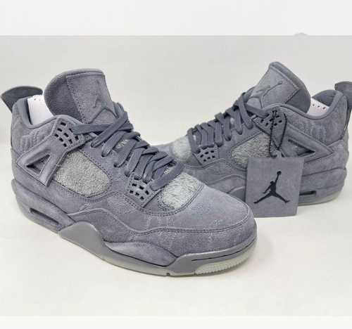 Кроссовки kaws Air Jordan 4 Retro