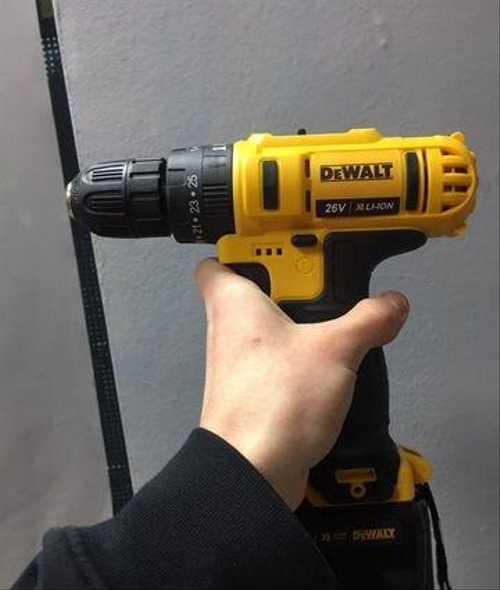 Шуруповерт dewalt 26v